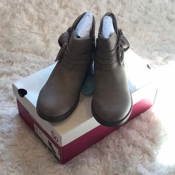 SO | Shoes | Nwt So Booties Girls Size 4 | Poshmark